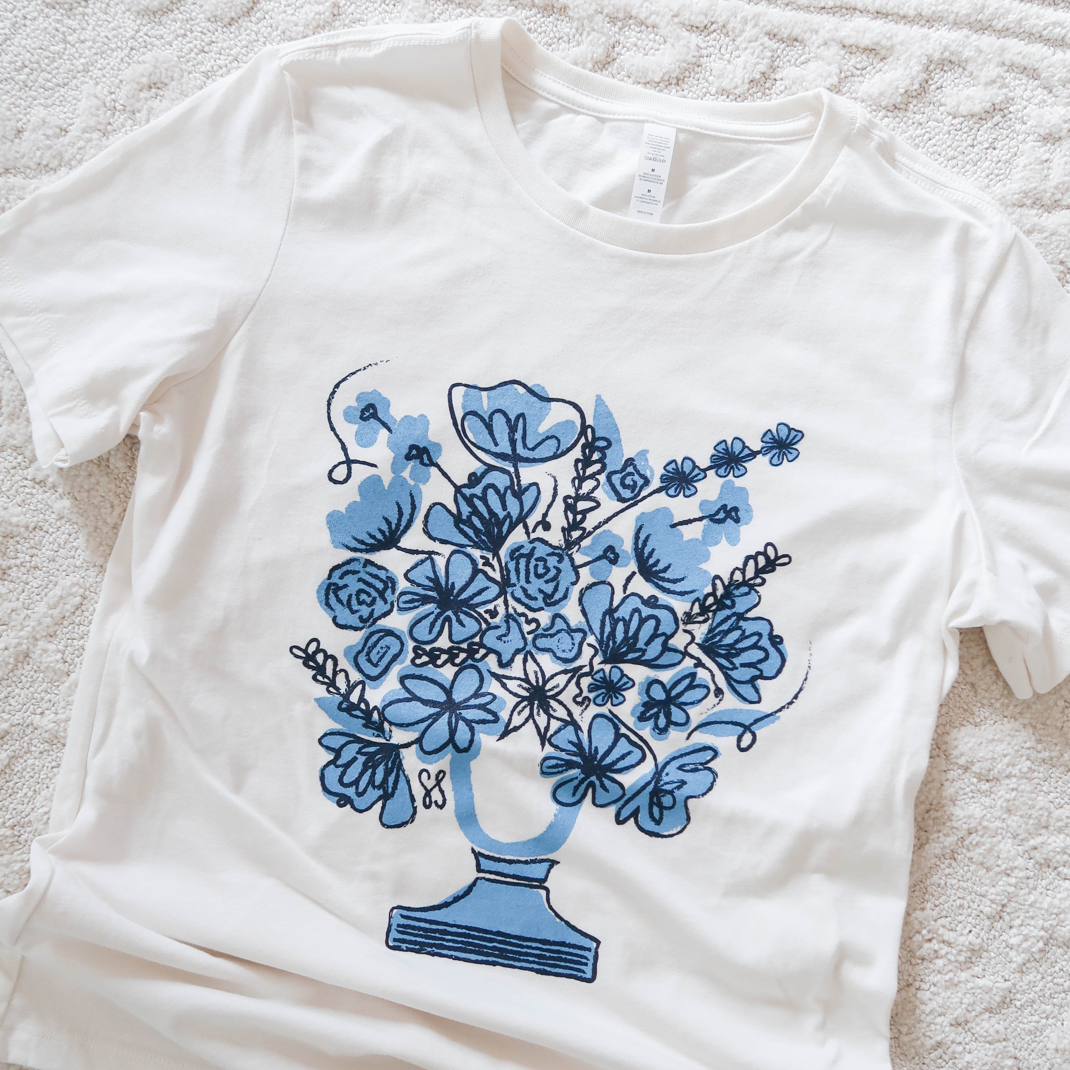 Blue In Bloom Tee – Hey Friends